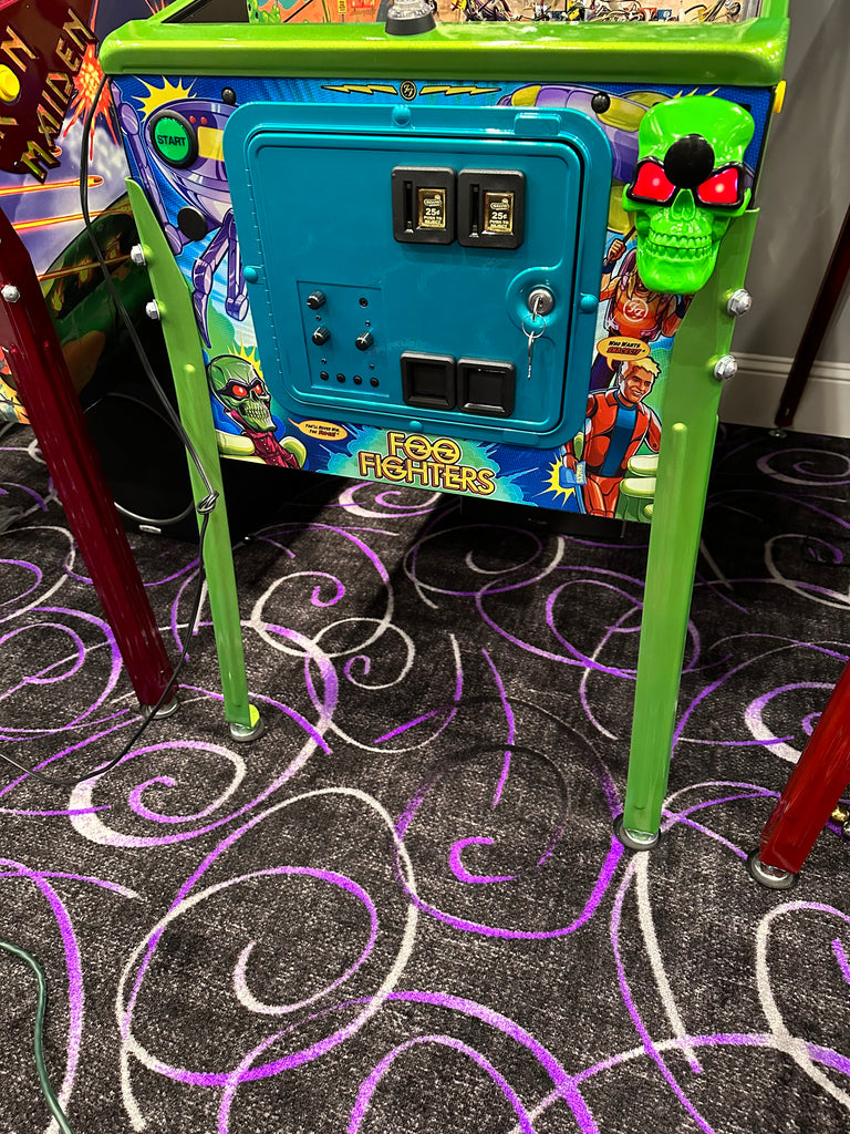 Illuminated Green Alien Shooter Housing – Back Alley Creations