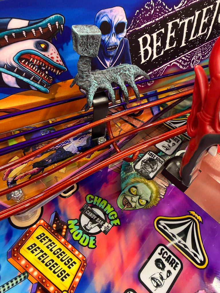 Walking Crab Sculpture – Back Alley Creations